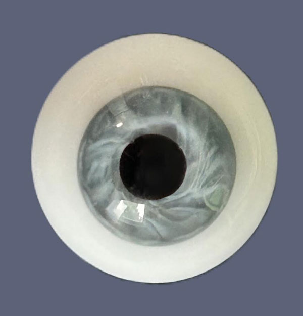 20mm Mouth Blown Glass Eyes - Ice Blue