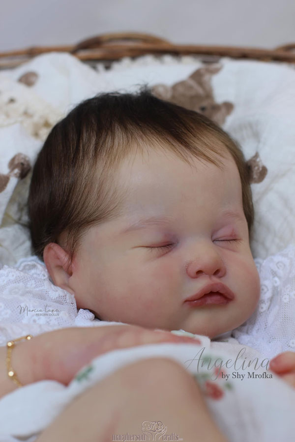 Angelina by Shi Mrofka