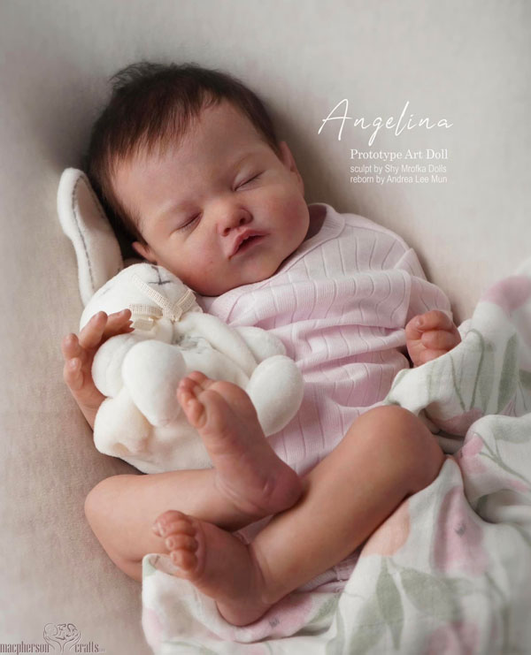 Angelina by Shi Mrofka