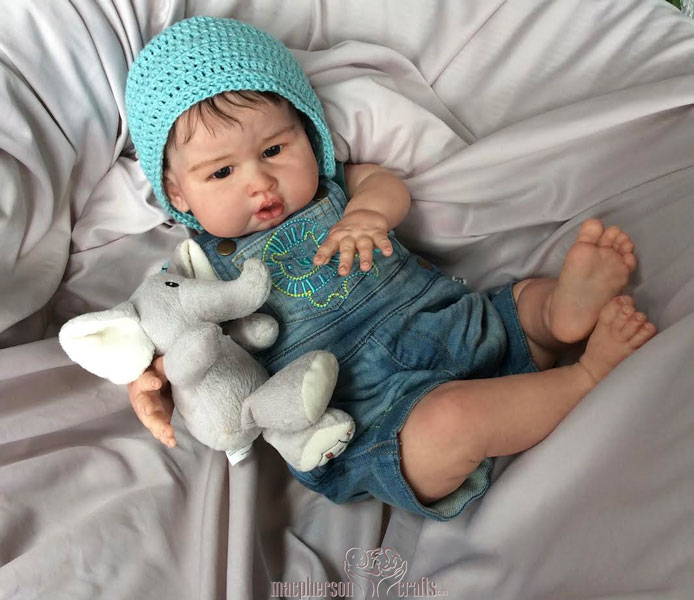 Blue Sparrow by Doris Moyers Hornbogen