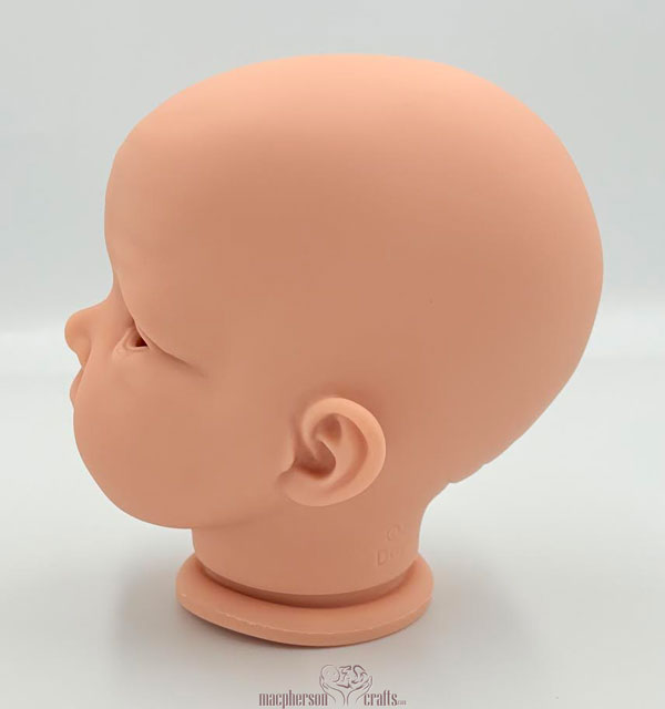 Daphne by Elly Knoops ~ HEAD ONLY