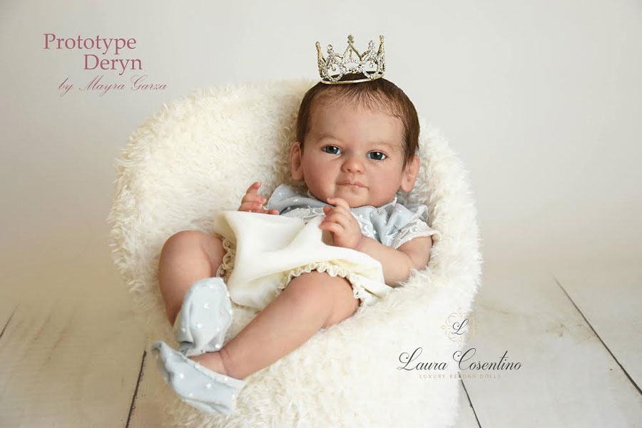 Deryn by Mayra Garza