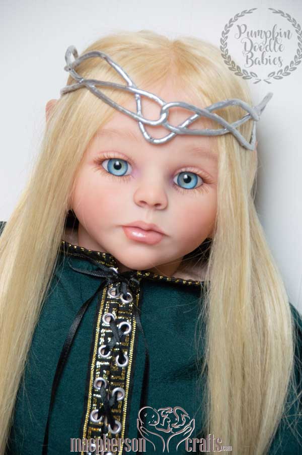 Elf Venera by Olga Tschenskaja