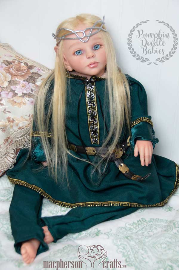 Elf Venera by Olga Tschenskaja