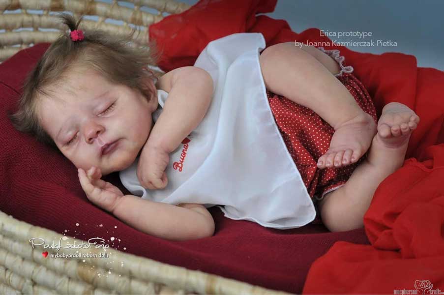 Eric or Erica by Joanna Kazmierczak