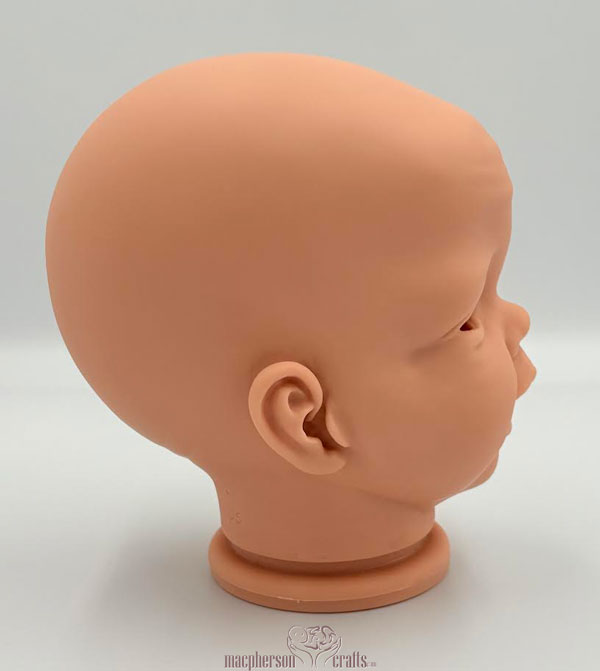 Evy by Elly Knoops ~ HEAD ONLY