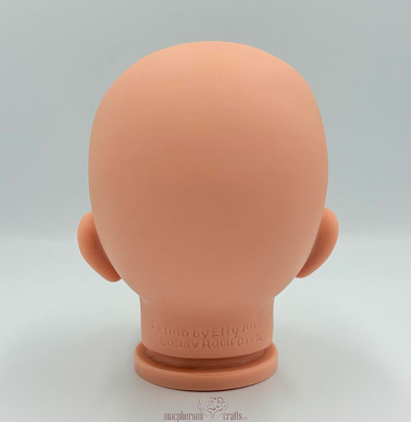 Fenna by Elly Knoops ~ HEAD ONLY