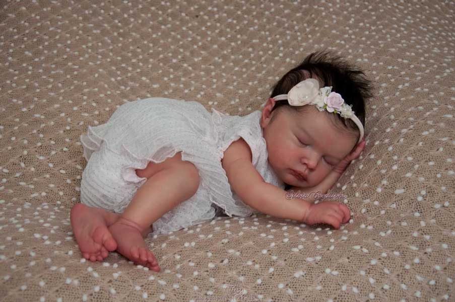 Flora by Priscilla Lopez