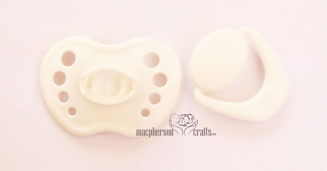Honeybug Sweetheart Pacifiers-Cream Puff