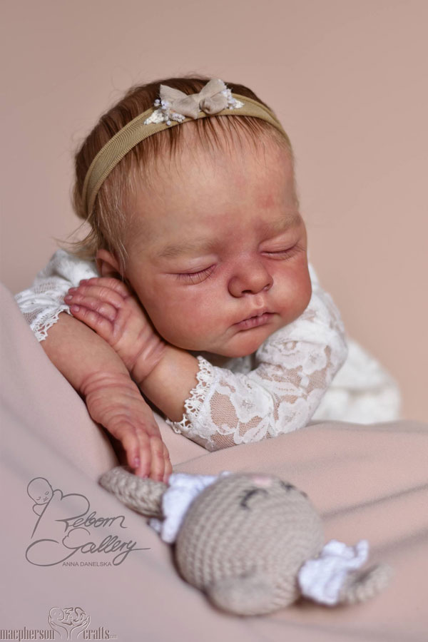 Irys by Joanna Kazmierczak