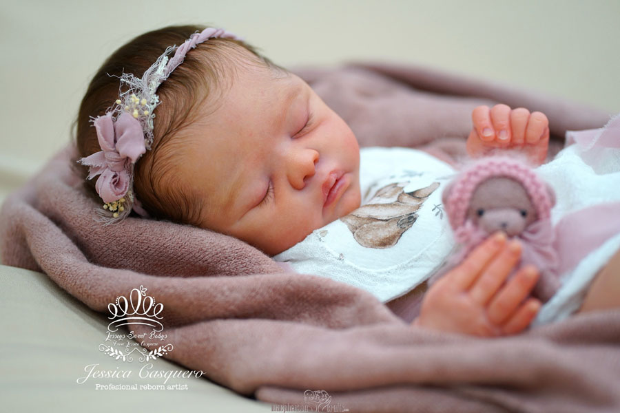 Little Bear by Beatriz Clemente