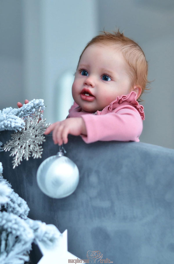 Lottie by Laura Lee Eagles