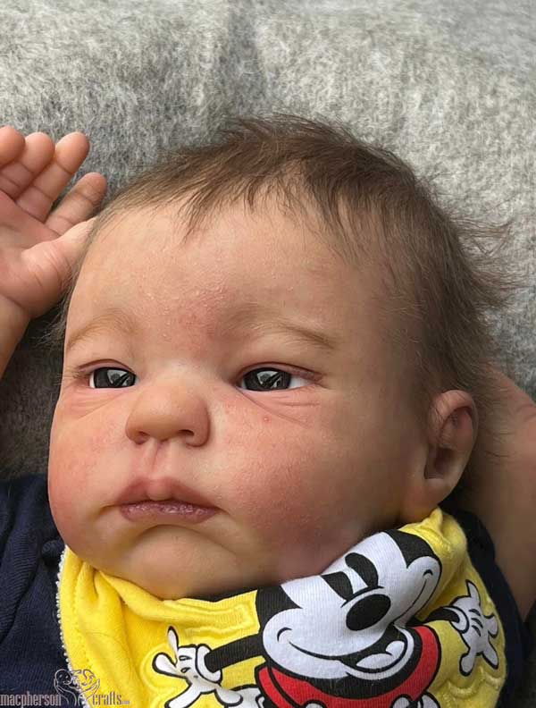 Mathew by Hugo and Tinneke Janssens