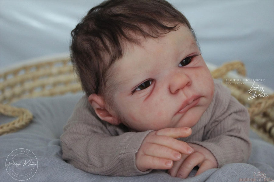 Mathew by Hugo and Tinneke Janssens