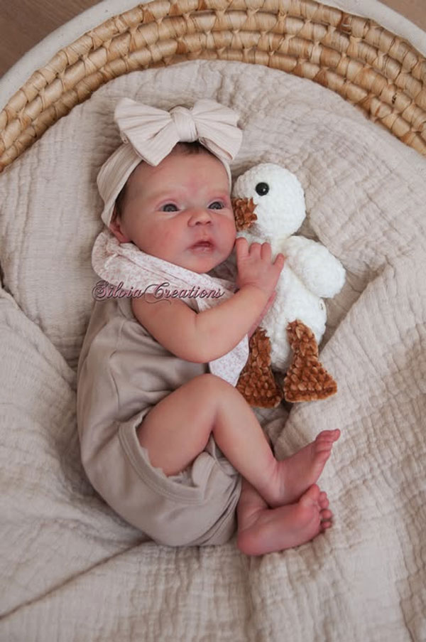 Mayven by Viviane Aleluia