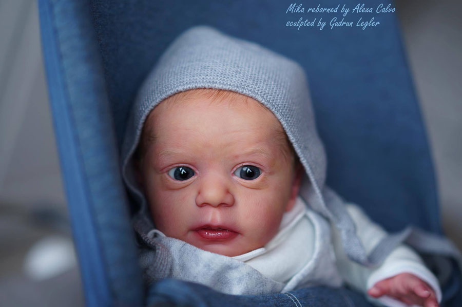 Mika by Gudrun Legler