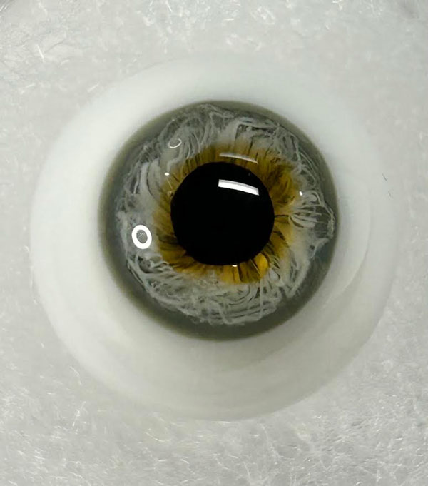 22mm Mouth Blown Glass Eyes - - Light Blue Grey