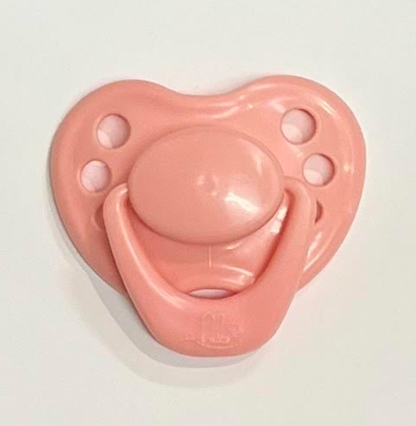 HoneyBug Sweetheart Pacifier ~ Cheeky - Newborn