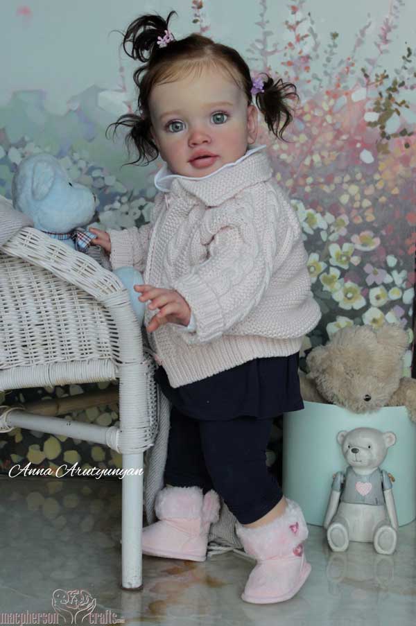 Pippa by Natali Blick