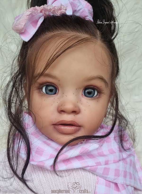 Pippa by Natali Blick