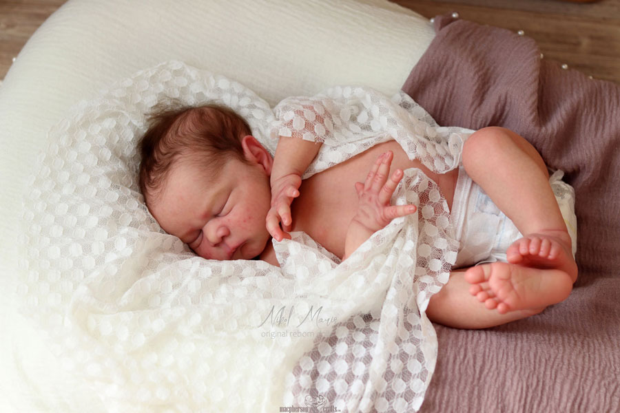 Ravy by Priscila Lopez