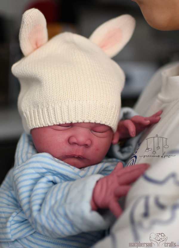 Ravy by Priscila Lopez