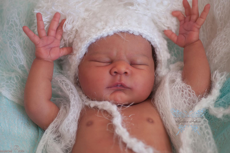 Ravy by Priscila Lopez