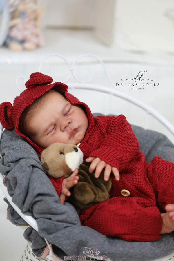 Ravy by Priscila Lopez