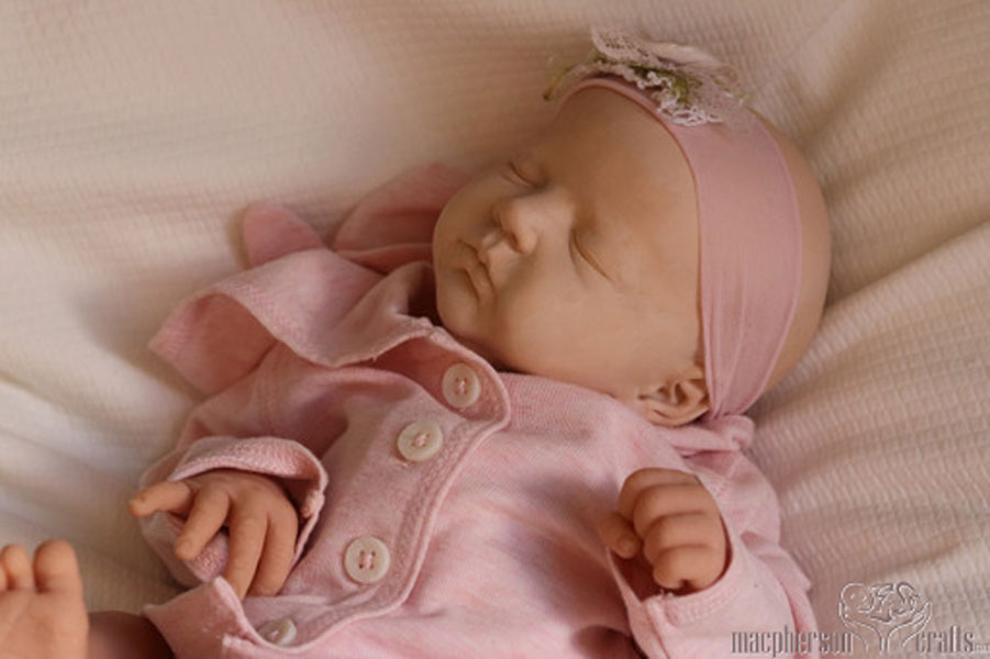 Serena by Tay Freitas