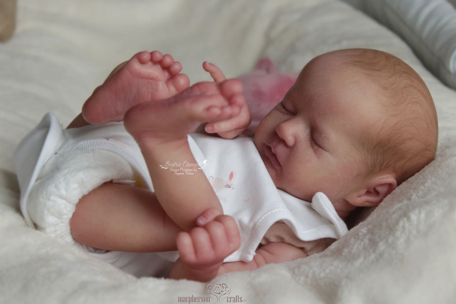 Serena by Tay Freitas