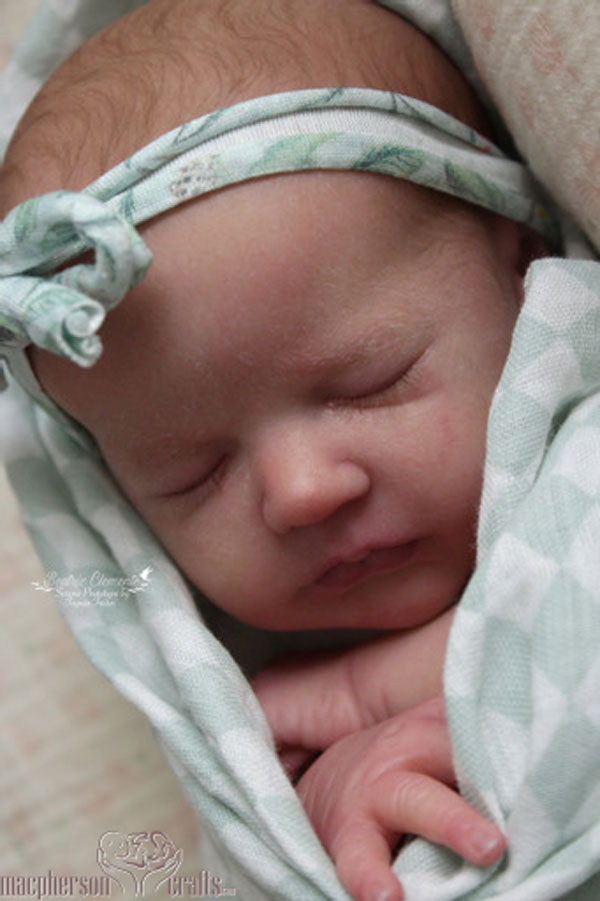 Serena by Tay Freitas