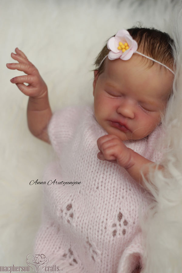 Serena by Tay Freitas