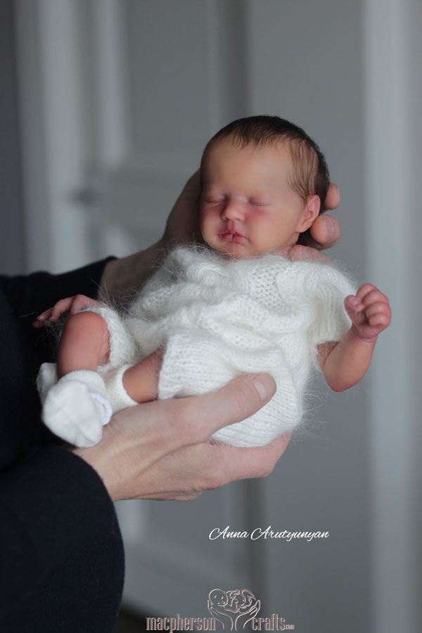 Serena by Tay Freitas