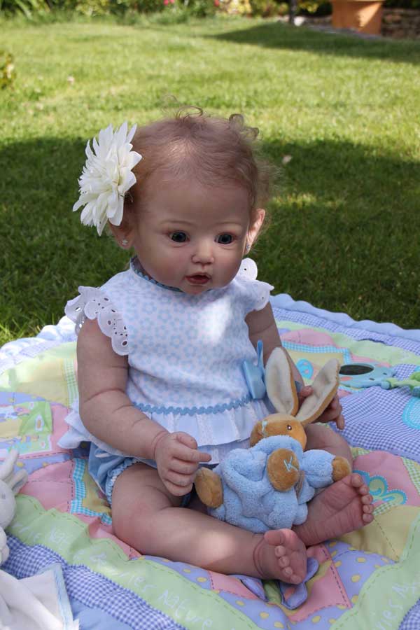Teal by Mayra Garza