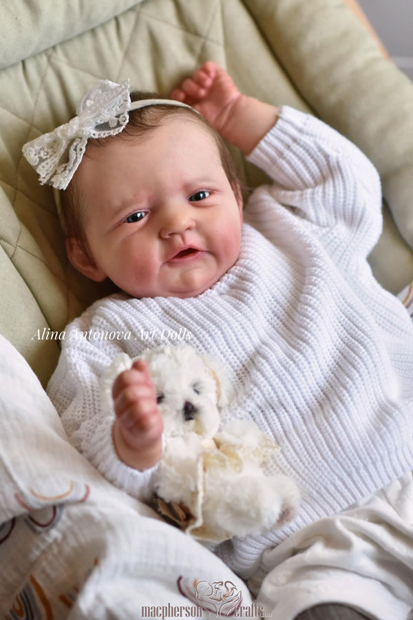 Trixi by Severine Piret