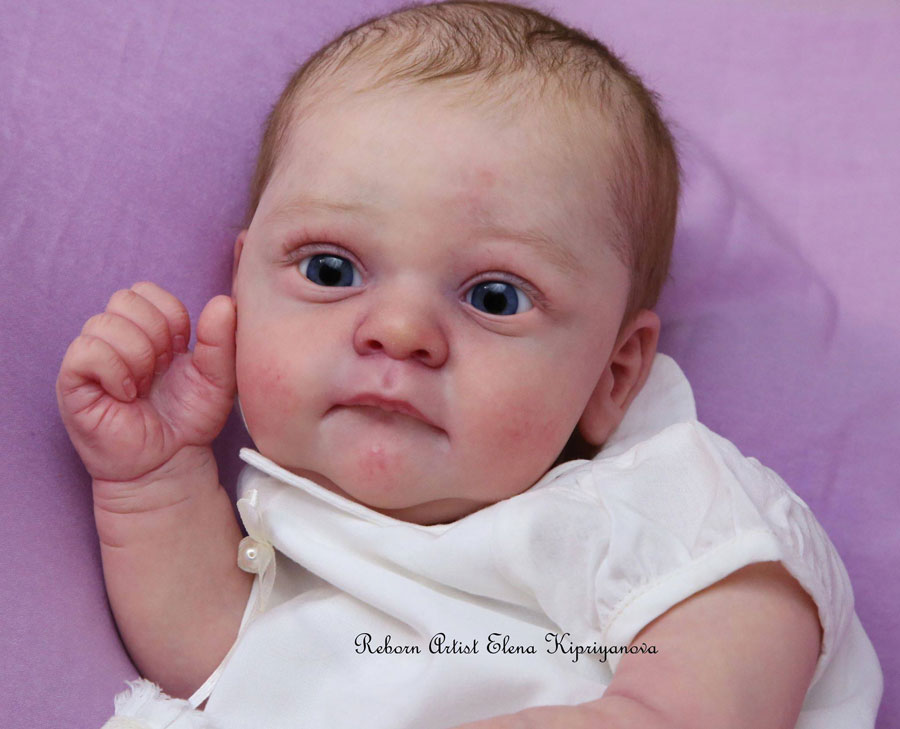 Yael by Gudrun Legler